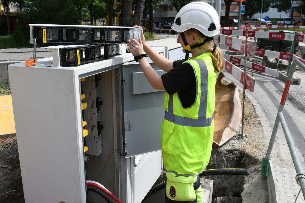 Électricien de réseau CFC / Électricienne de réseau CFC - orientation.ch